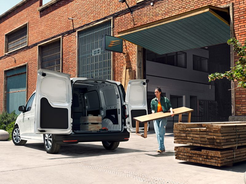 Wybieramy mały samochód dostawczy z finansowaniem - Mobilni.pl